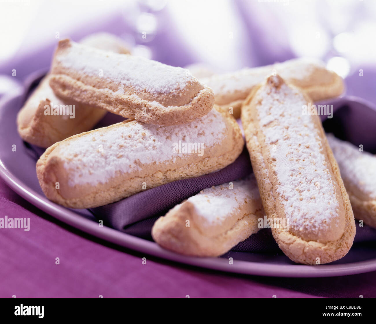 Sponge finger biscuits Banque de photographies et d’images à haute ...