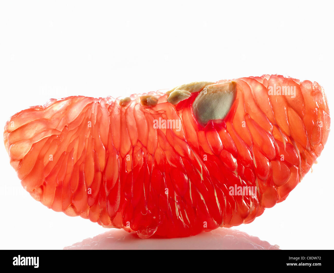 Segment de pamplemousse rose Photo Stock - Alamy