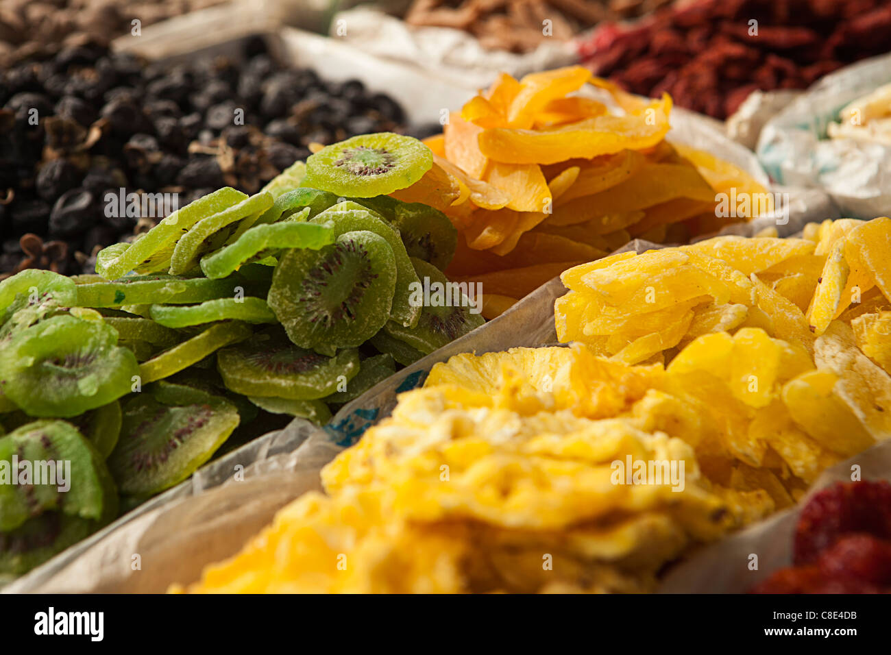 Dry fruits stand Banque de photographies et d’images à haute résolution ...