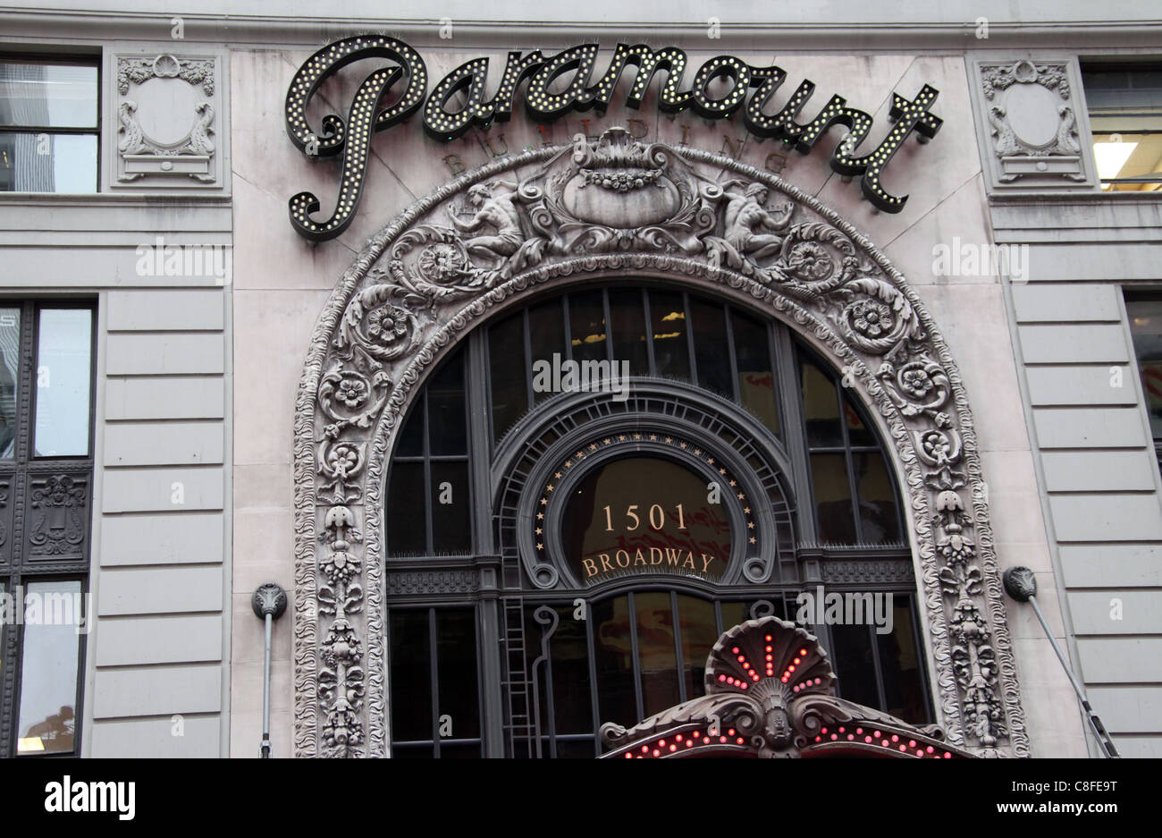 1501 Broadway Banque d'image et photos - Alamy