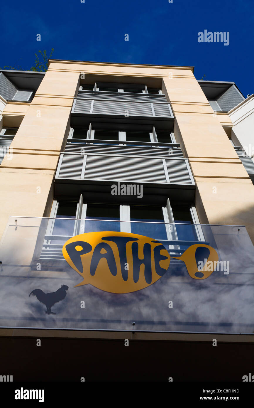 Pathe cinema paris Banque de photographies et d’images à haute ...