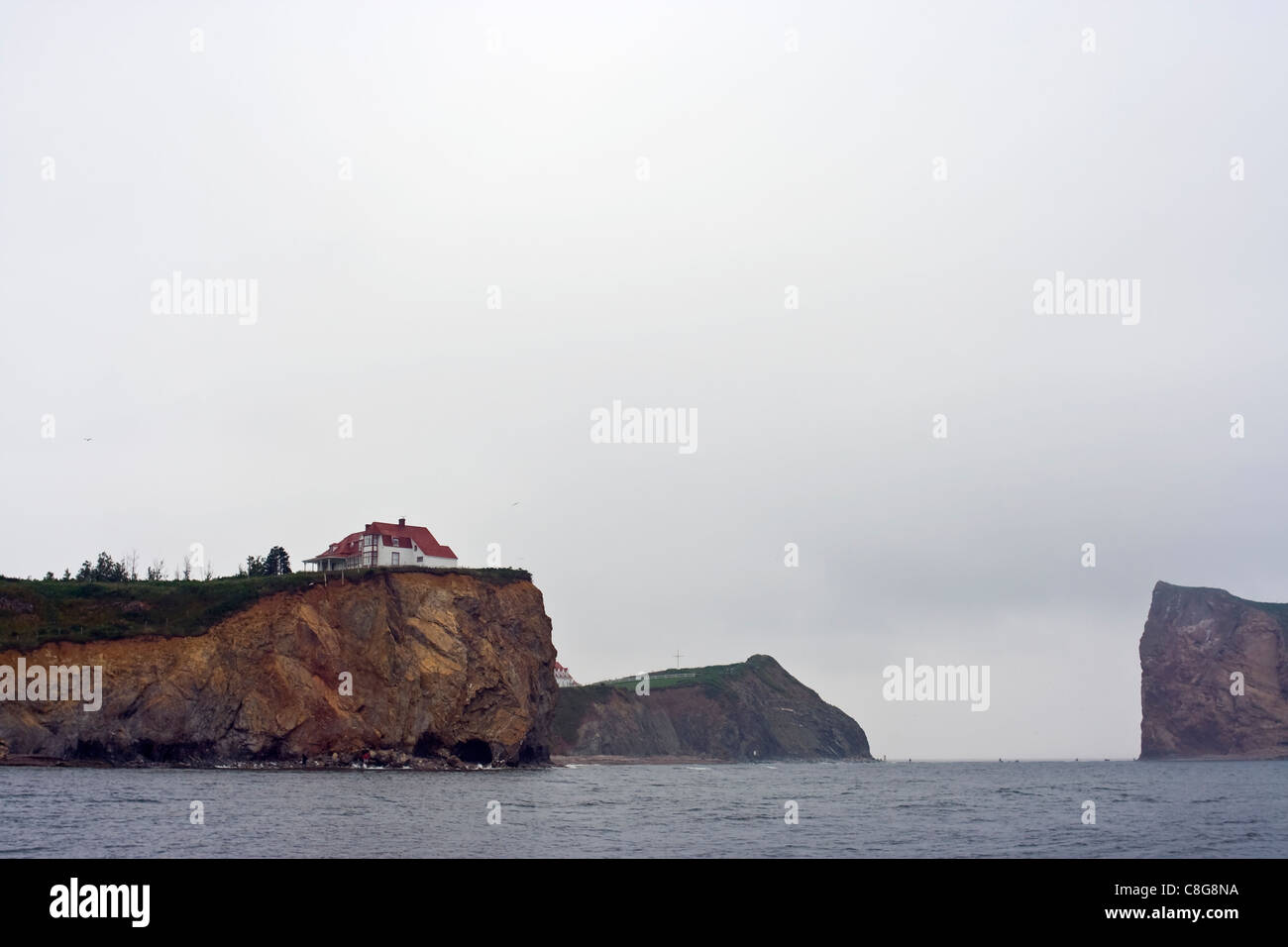 Rocher percé Banque de photographies et d’images à haute résolution - Alamy