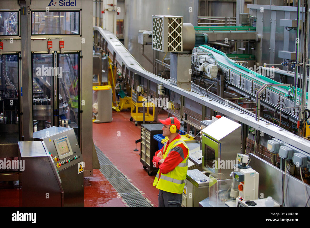 Coca cola production Banque de photographies et d’images à haute ...