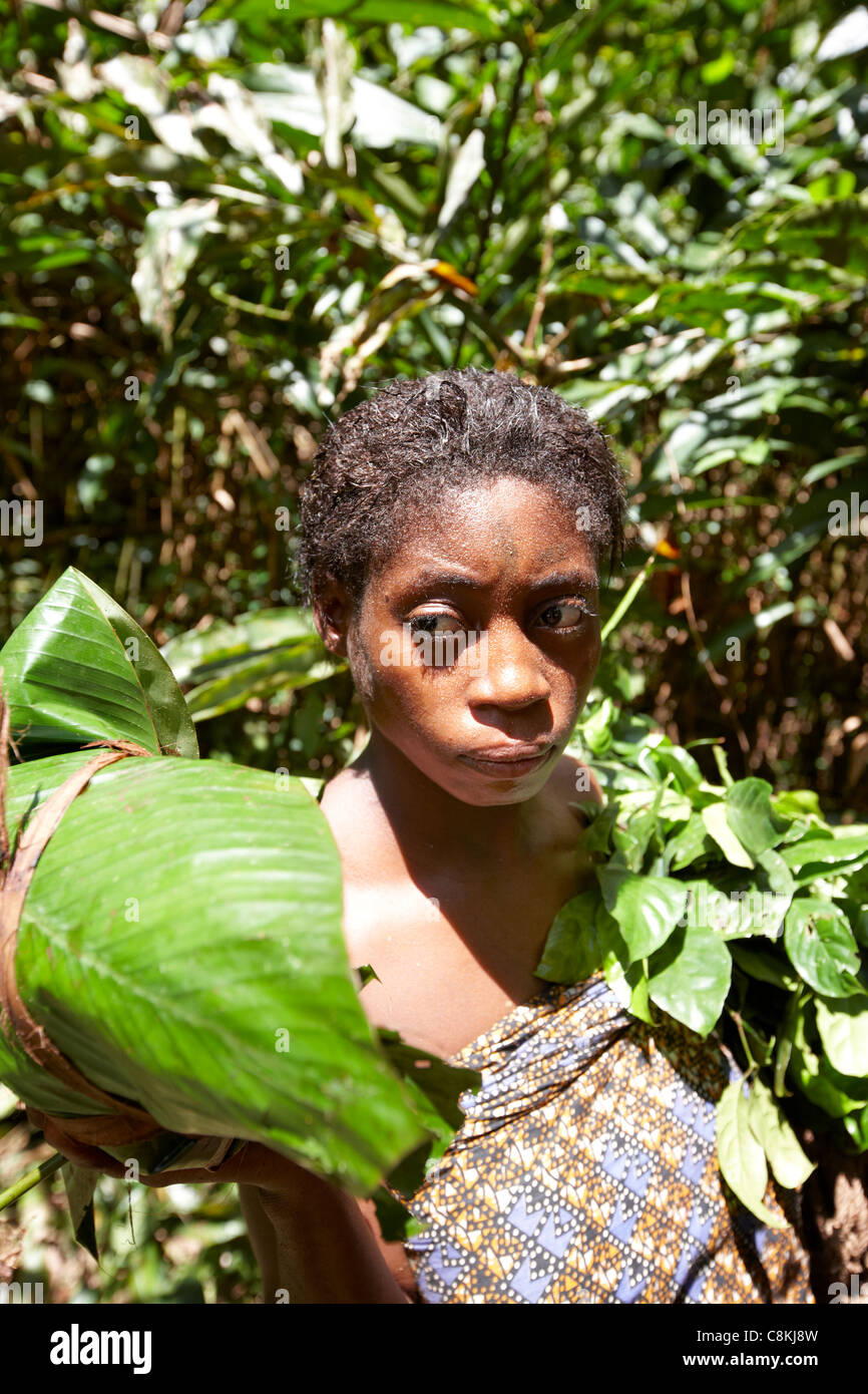 Baka pygmée Banque de photographies et d’images à haute résolution - Alamy