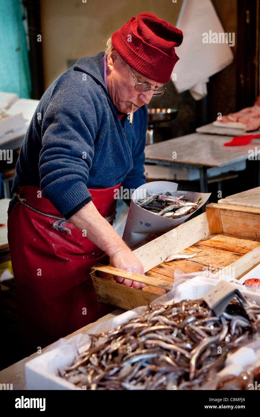 Marchés aux poissons en sicile Banque de photographies et d’images à ...