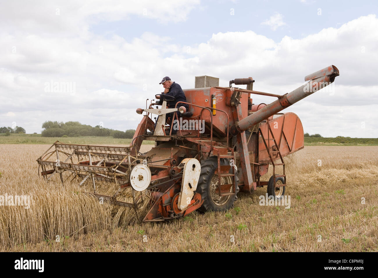 Allis chalmers moissoneuse batteuse Banque de photographies et d’images ...