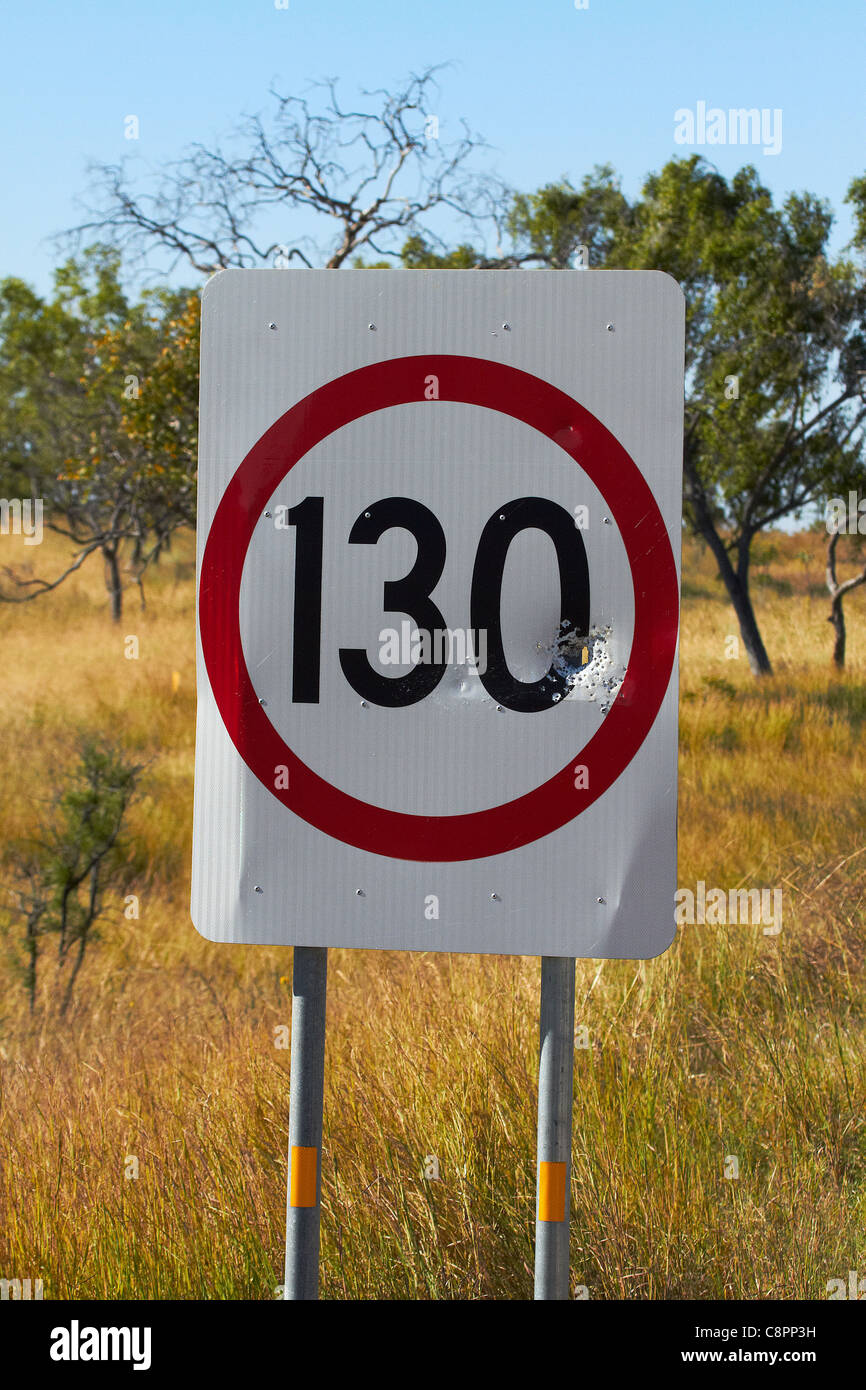 Highway with speed limit sign 130 km h Banque de photographies et d ...