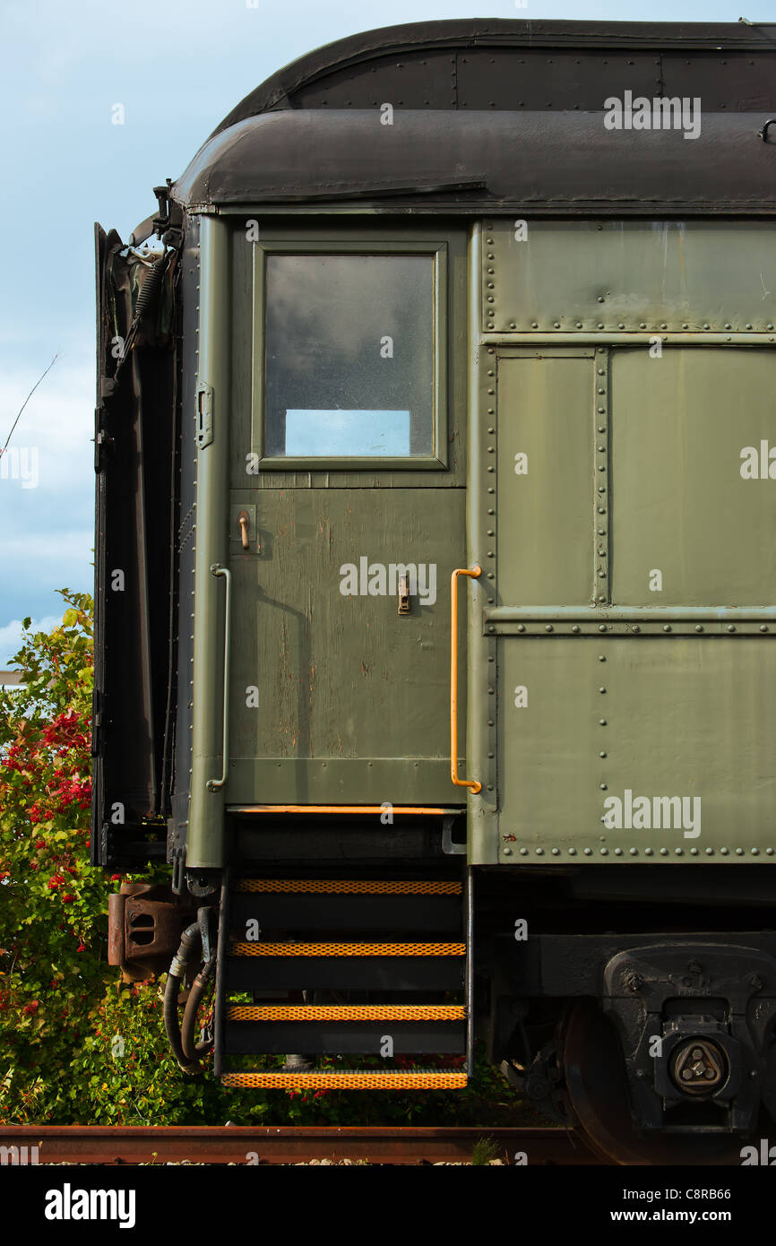 La porte de chargement et les étapes d'un ancien, vintage, meubles anciens wagons de train Photo ...