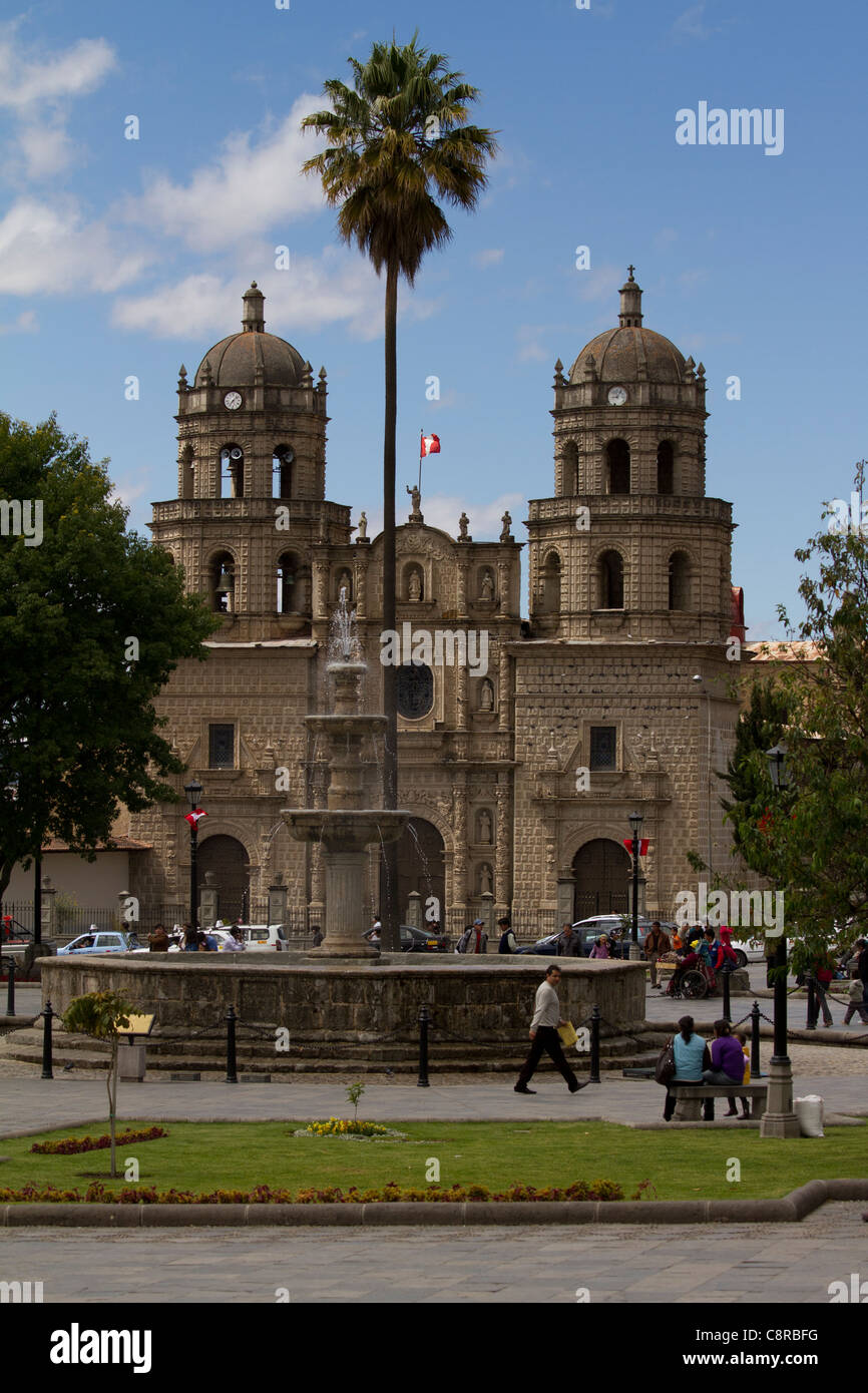 Cajamarca city Banque de photographies et d’images à haute résolution ...