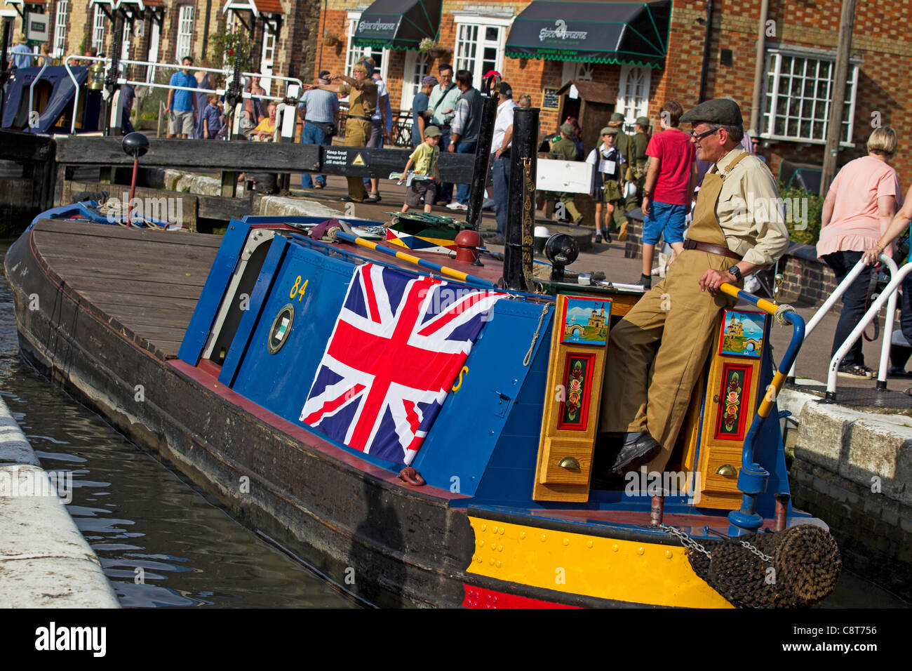 Décorées de façon traditionnelle - Châteaux & Roses ; bateau étroit ...