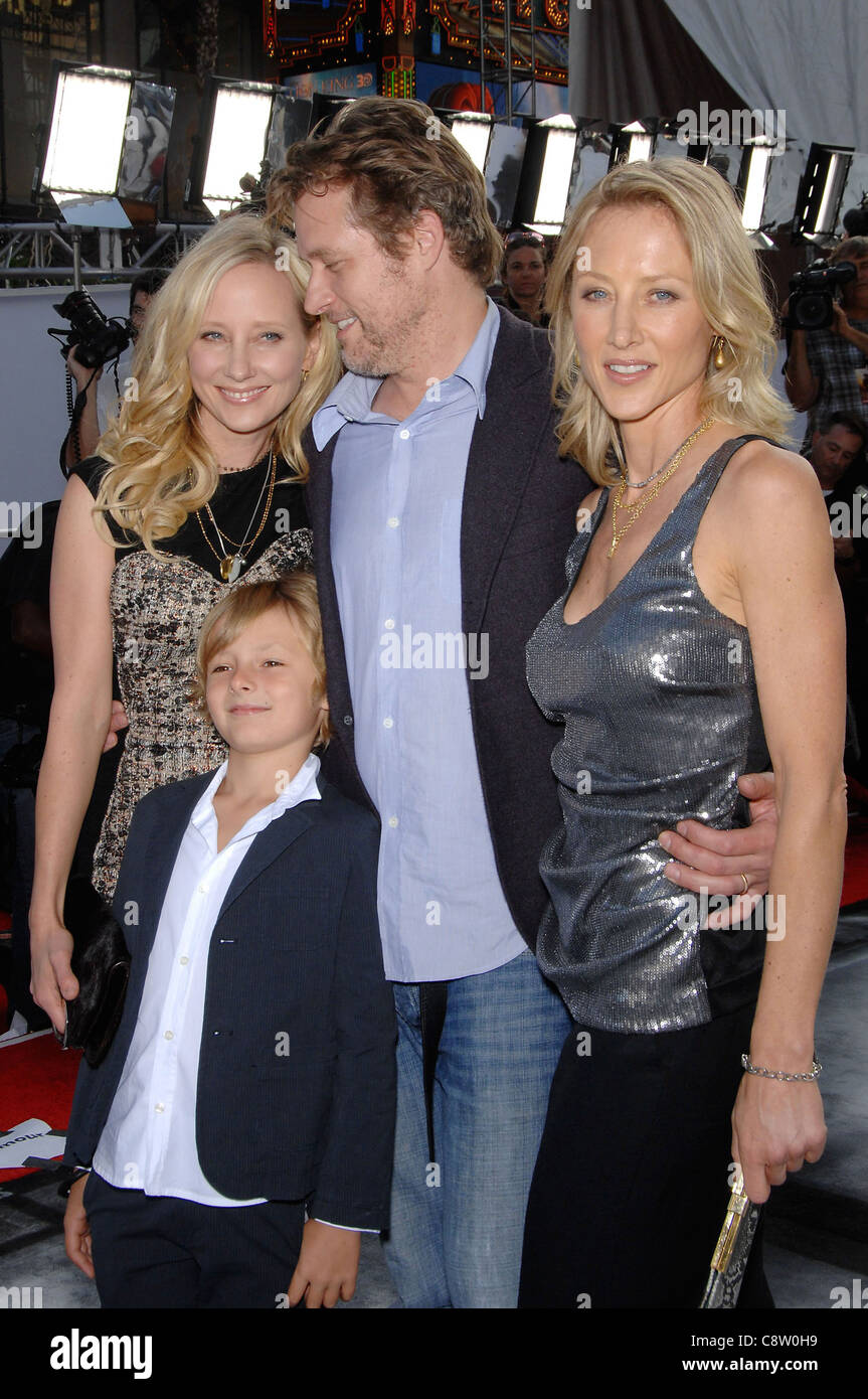 Anne heche abigail heche arrivals Banque de photographies et d’images à haute résolution - Alamy
