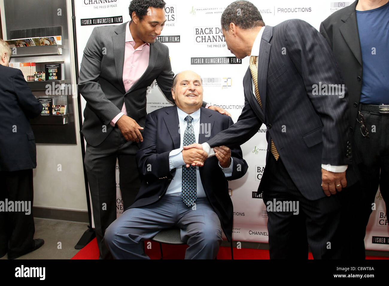 Matthew Tollin, Leon Charney, David Patterson aux arrivées de porte ...