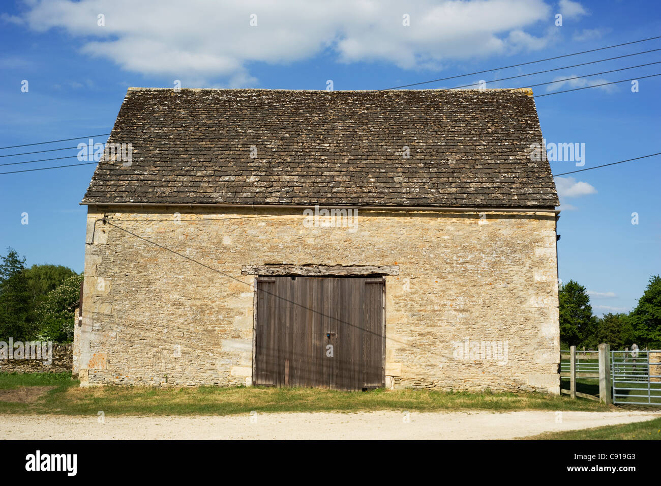 Grange construite en pierre locale Banque de photographies et d’images ...