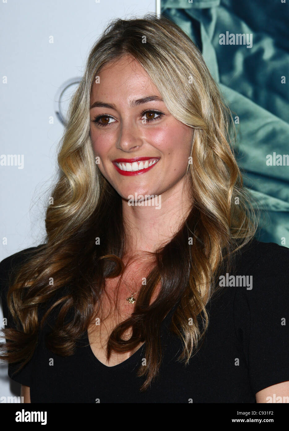 Elizabeth masucci shame gala premiere Banque de photographies et d ...