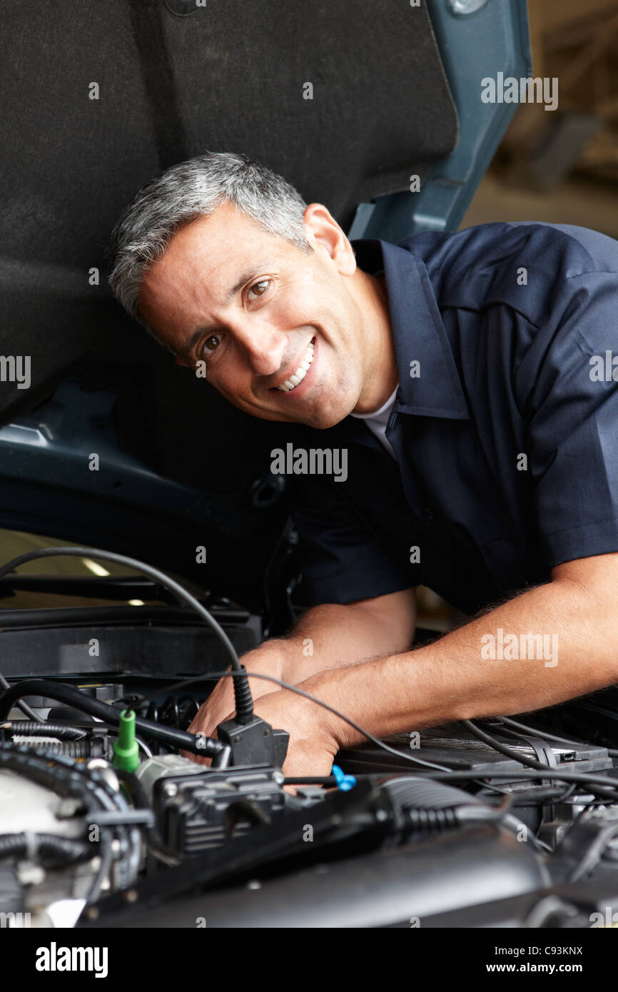 Le mecanicien Banque de photographies et d’images à haute résolution ...