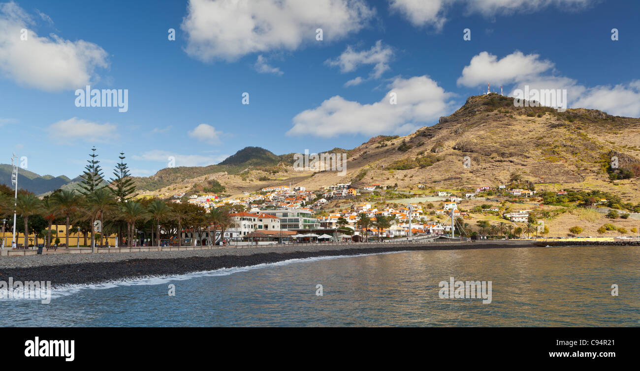 La baie de Machico - Machico, Madeira, Portugal, Europe Photo Stock - Alamy