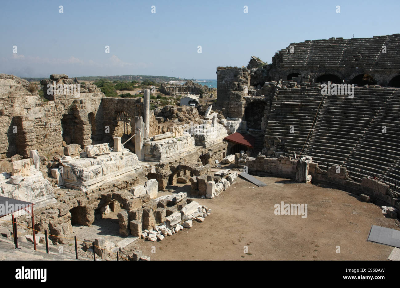 Amphithéâtre romain à Side, Turquie Photo Stock - Alamy
