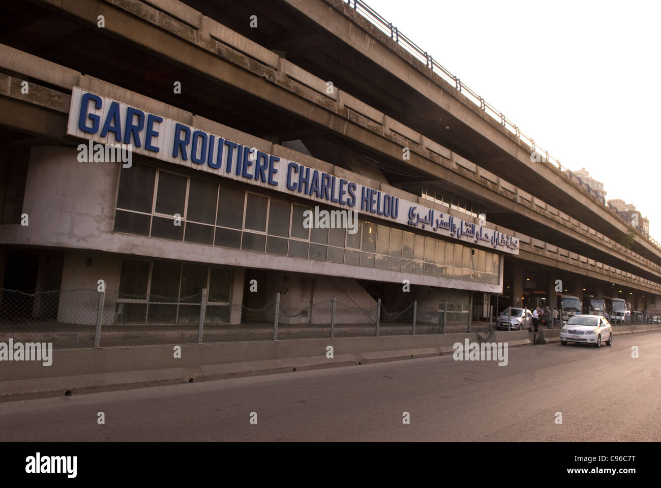 Charles Helou bus et station de taxi, Beyrouth, Liban Photo Stock - Alamy