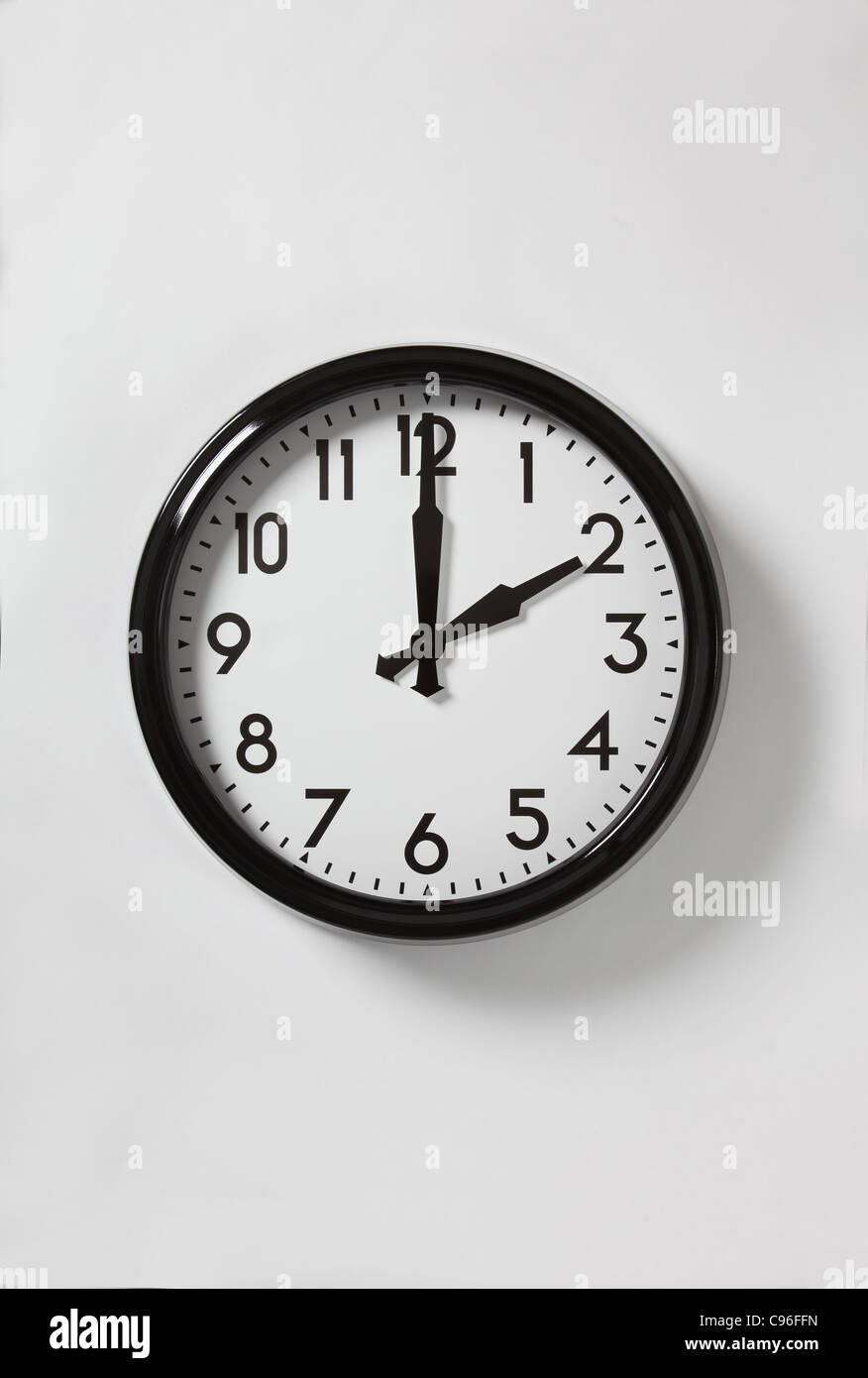 14h horloge Banque de photographies et d’images à haute résolution - Alamy