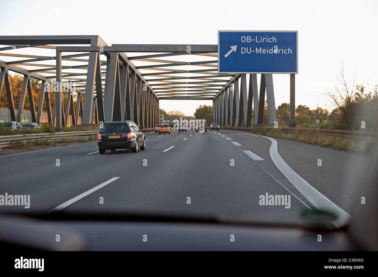 Pont en poutre Banque de photographies et d’images à haute résolution ...