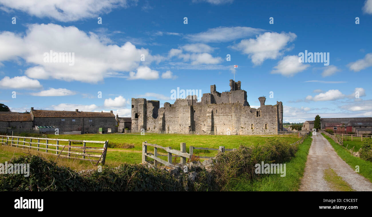Middleham castle Banque de photographies et d’images à haute résolution ...