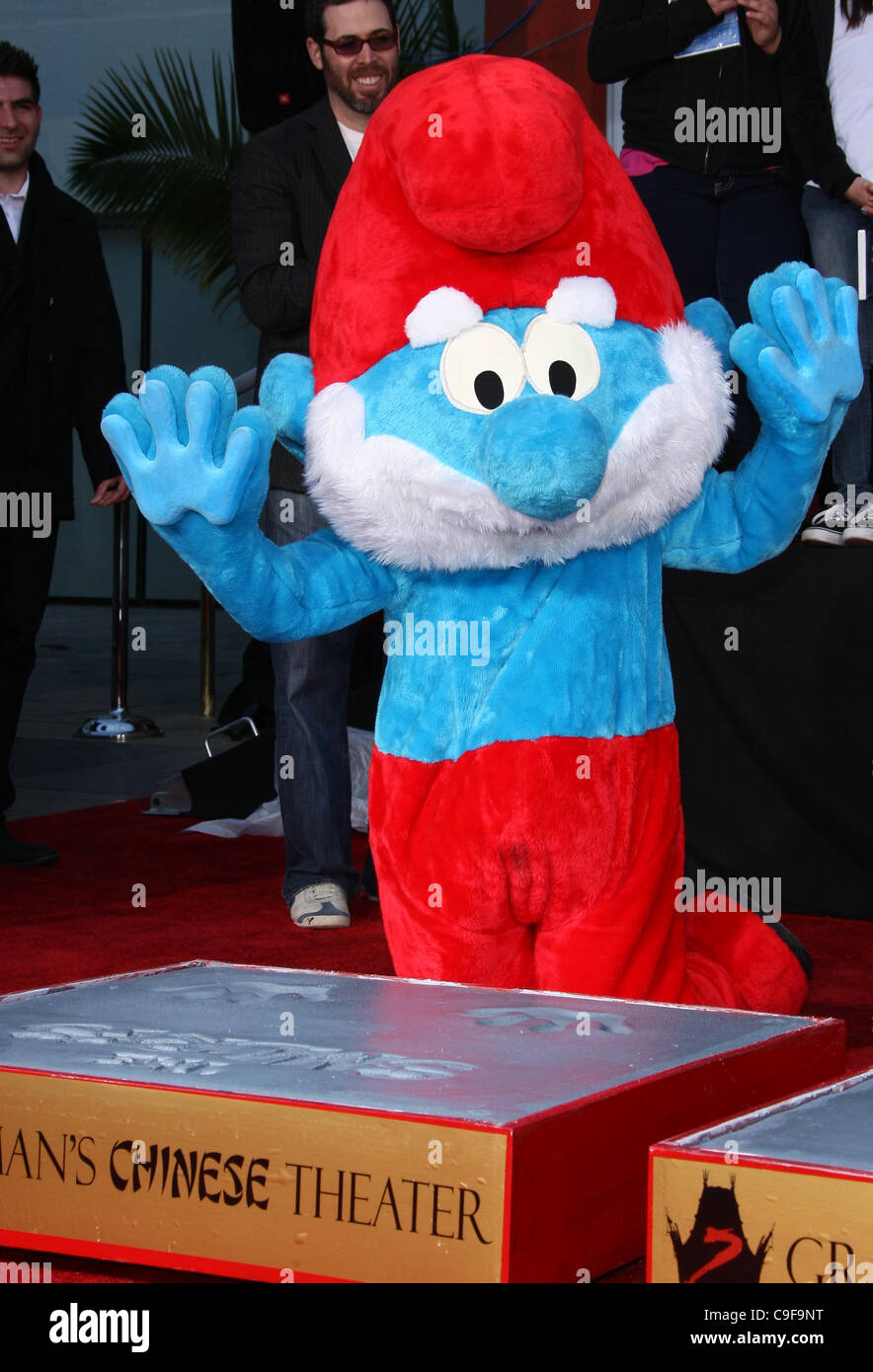 Le Grand Schtroumpf SCHTROUMPFS HONORÉ AVEC LA MAIN ET LES EMPREINTES ...
