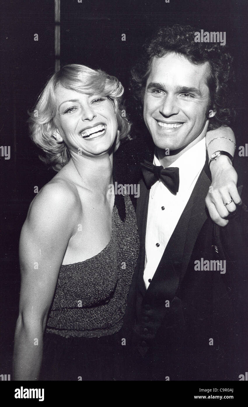 GREGORY HARRISON avec Randi Oakes.Fourni par Photos, inc.(Image Crédit ...