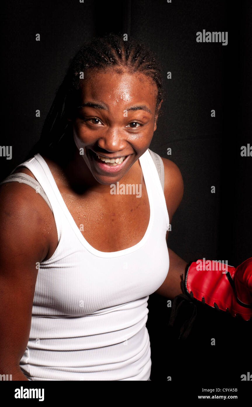 Claressa shields Banque de photographies et d’images à haute résolution ...