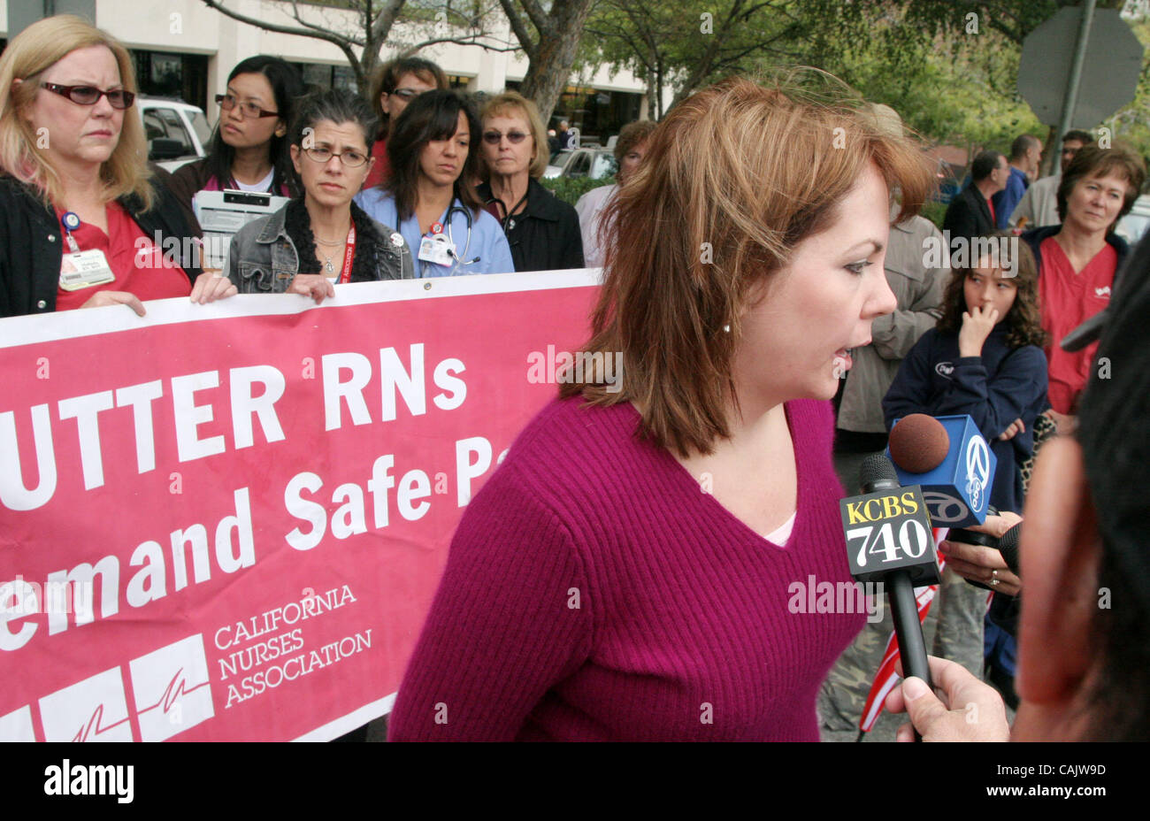 Suzanne Fleeger, infirmière de Sutter Delta à Antioche, CA, est l'un ...