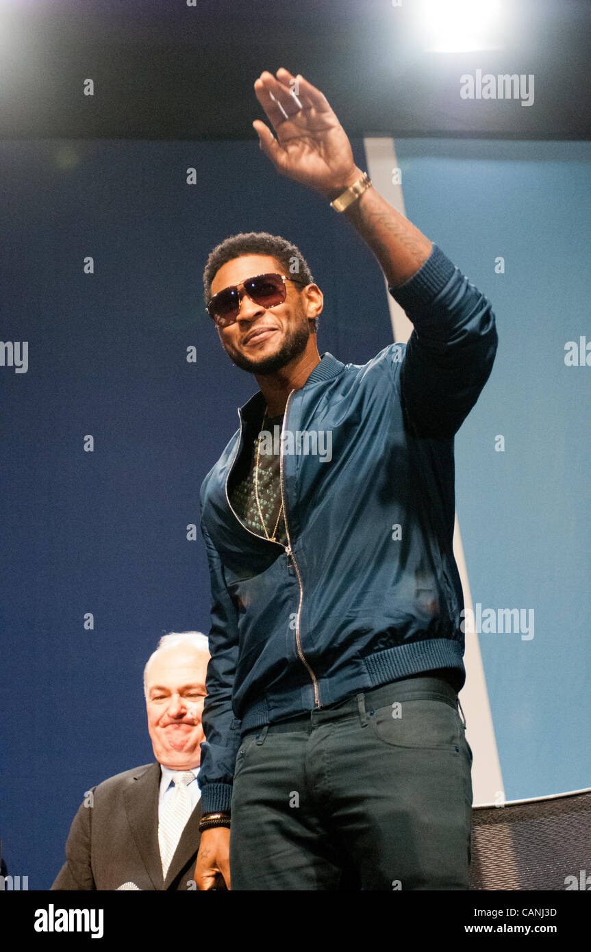 Usher arrive à la session plénière d'ouverture : La puissance de la ...