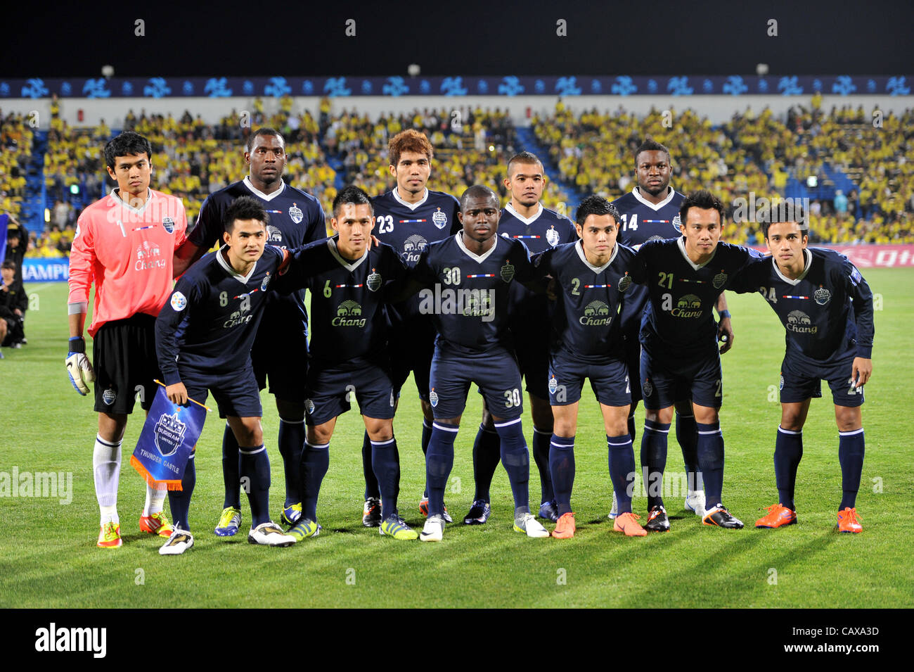Buriram united Banque de photographies et d’images à haute résolution ...