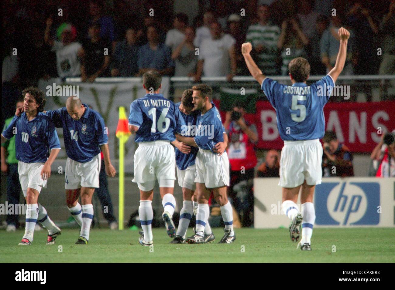 Christian vieri 1998 Banque de photographies et d’images à haute ...