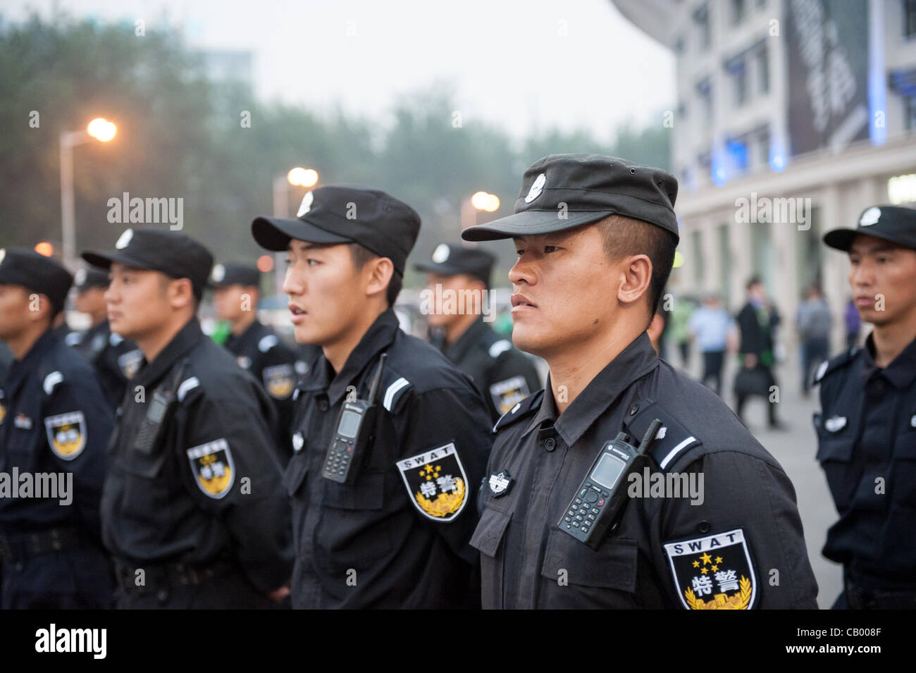 China swat team Banque de photographies et d’images à haute résolution ...