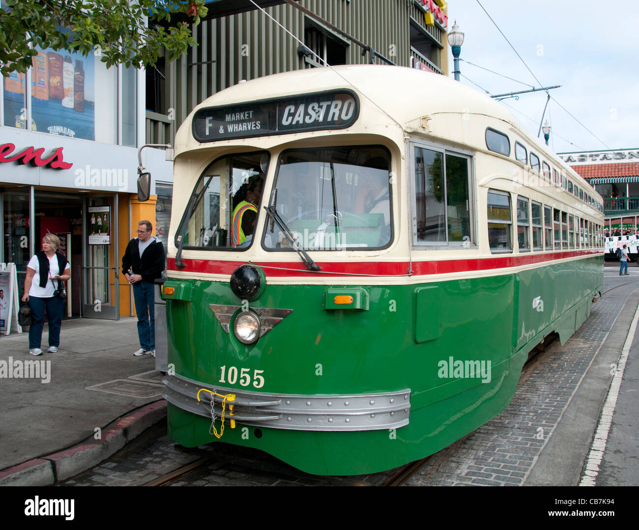 Patrimoine les tramways de San Francisco F-Line 30 tramways vintage ...