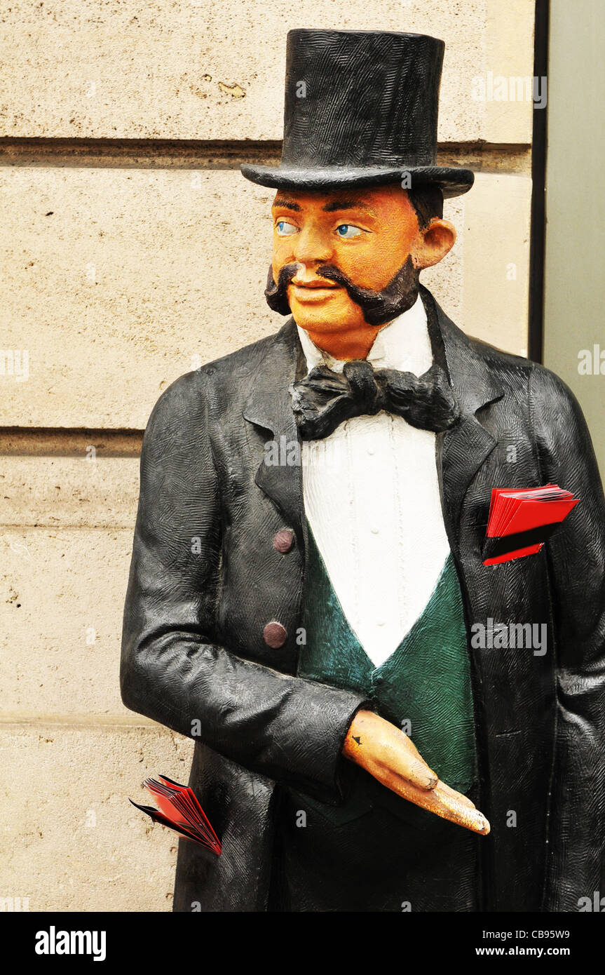 Hotel receptionist france Banque de photographies et d’images à haute ...