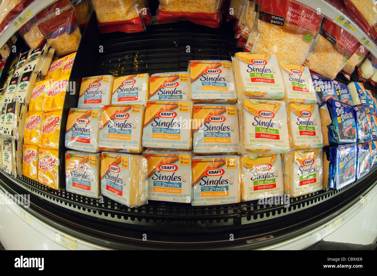 Fromage américain Kraft dans le département de l'épicerie dans un ...