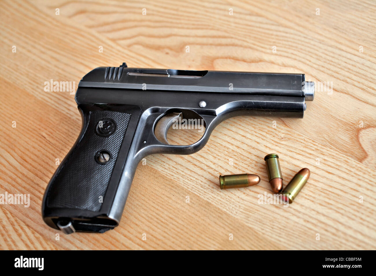 Calibre 7 65 Banque de photographies et d’images à haute résolution - Alamy