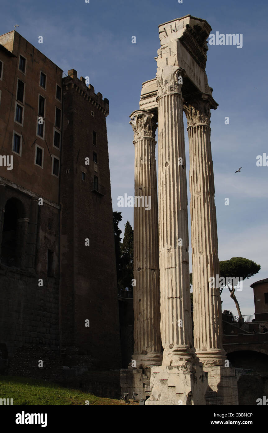 L'Italie. Rome. Temple de la Concorde. 4ème siècle avant J.-C.. Déesse ...