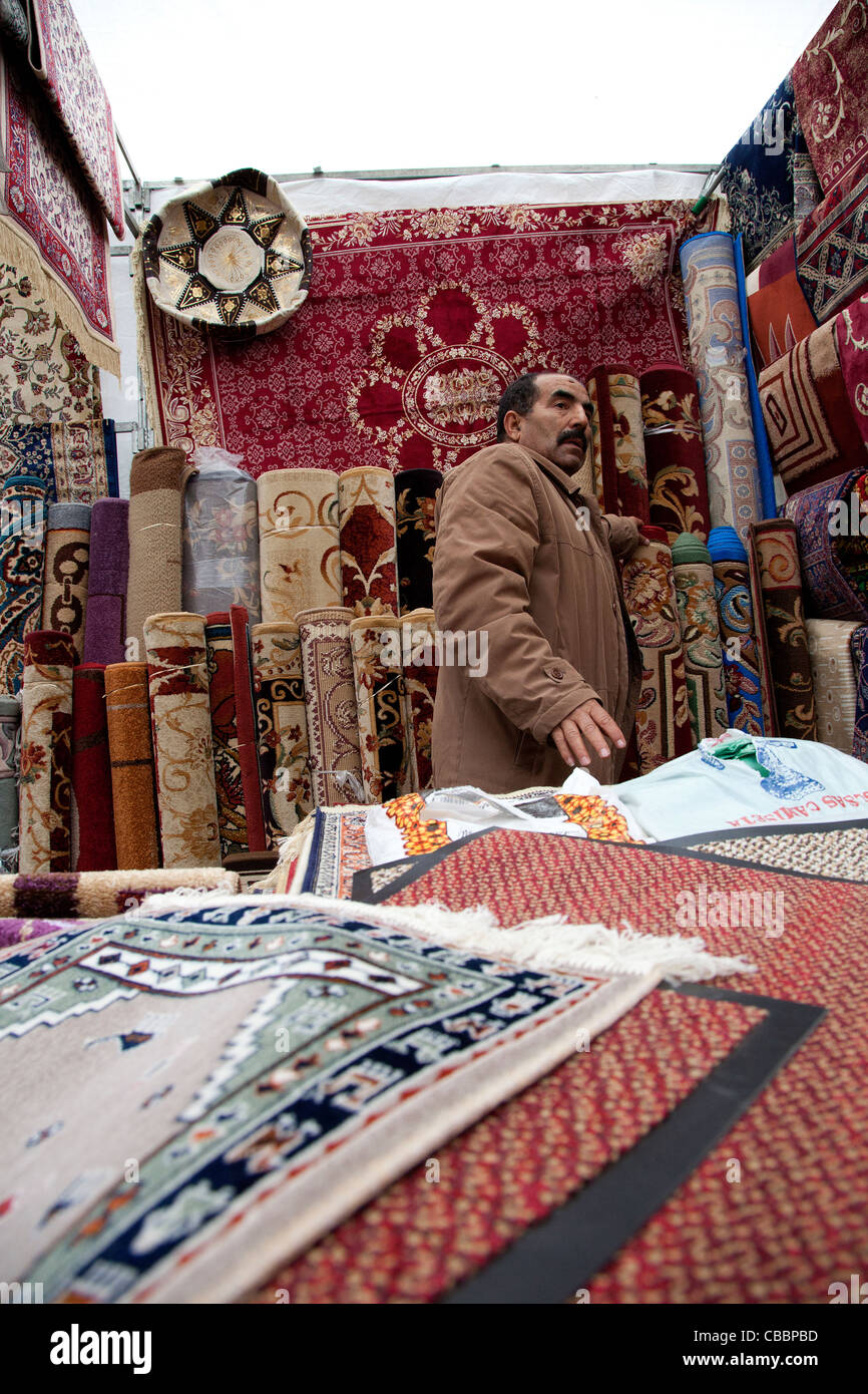 Carpet seller Banque de photographies et d’images à haute résolution ...