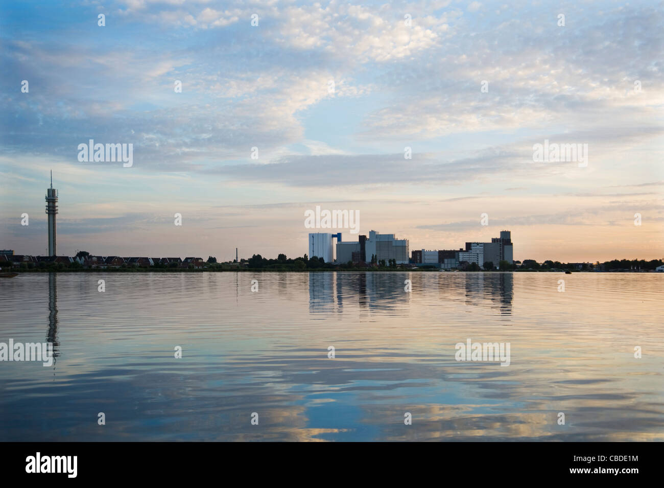Kpn tower Banque de photographies et d’images à haute résolution - Alamy