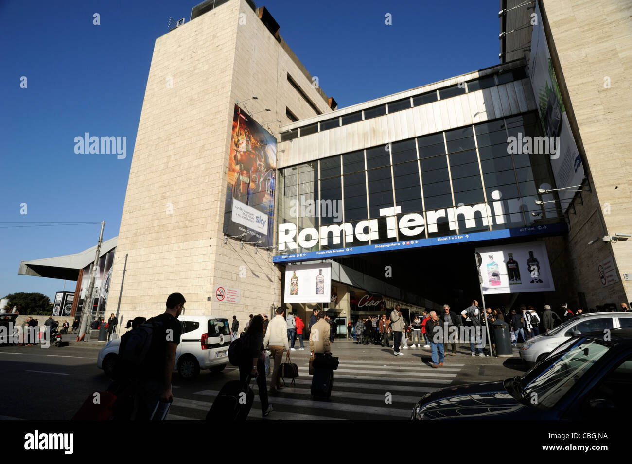 Roma termini railway station Banque de photographies et d’images à ...
