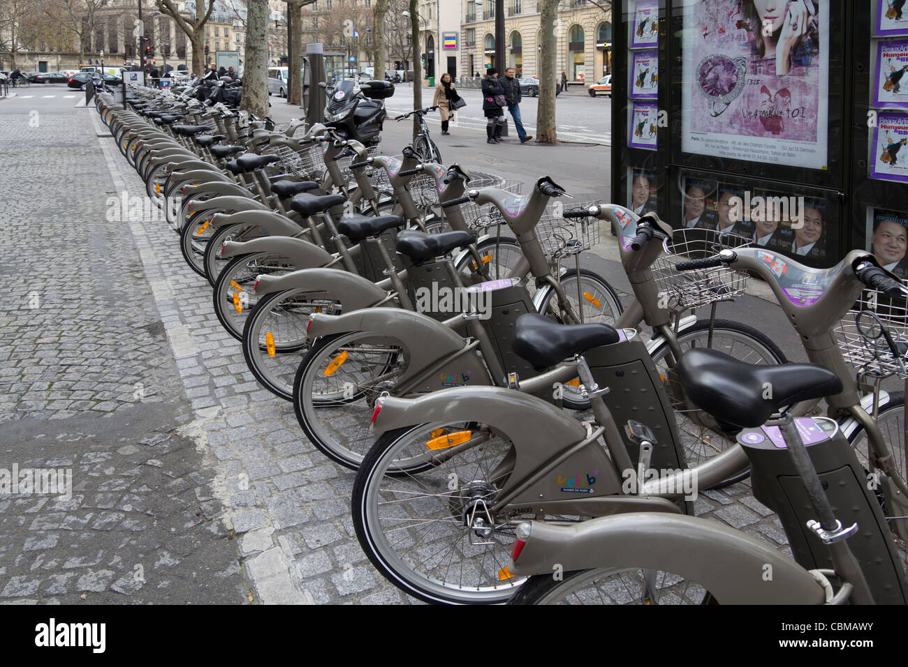 Velib station Banque de photographies et d’images à haute résolution ...