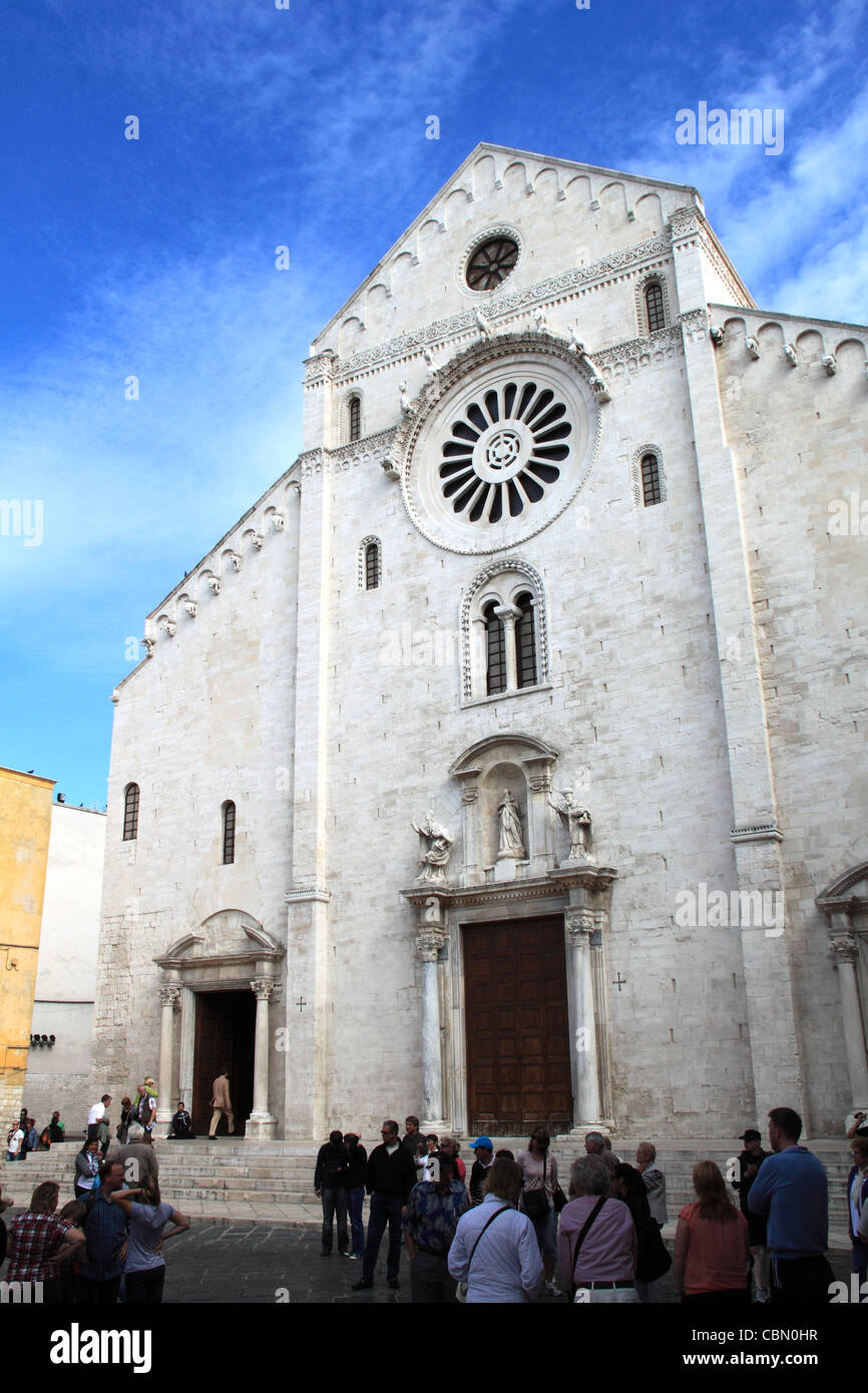 Cathédrale de St Sabinus, Cattedrale di San Sabino, Piazza dell ...