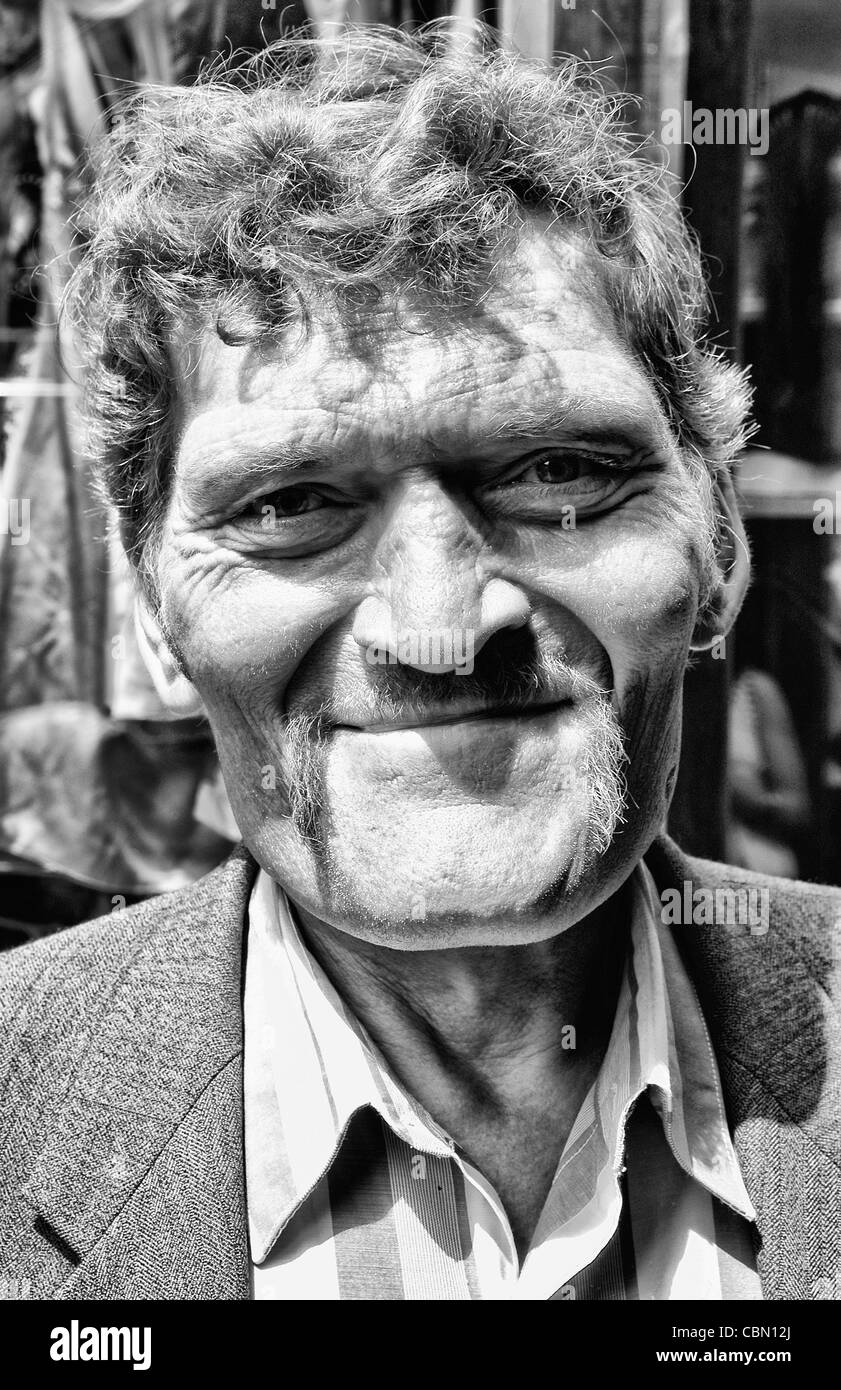Homme géant Banque de photographies et d’images à haute résolution - Alamy