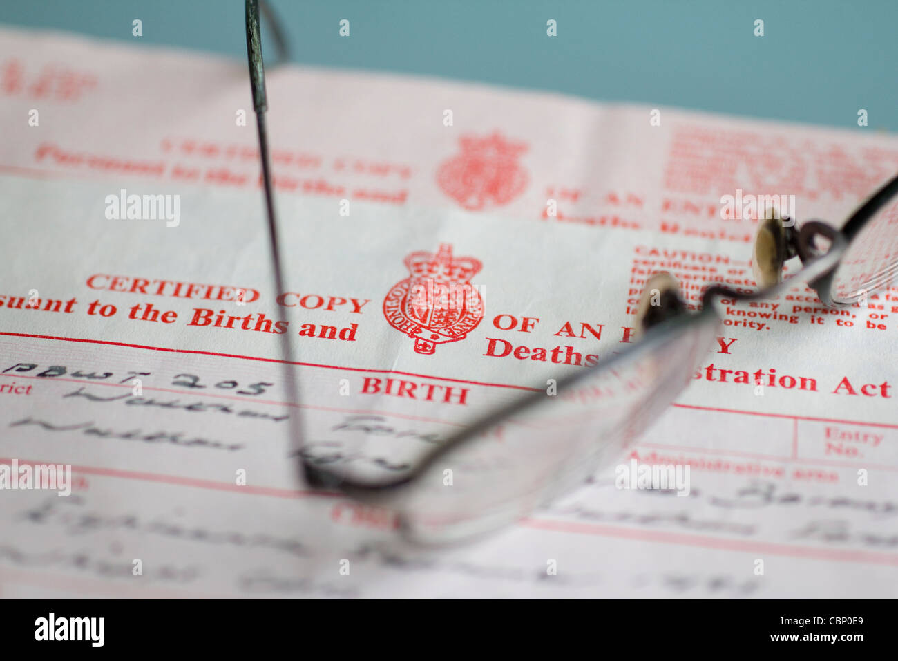 Birth certificate Banque de photographies et d’images à haute résolution - Alamy