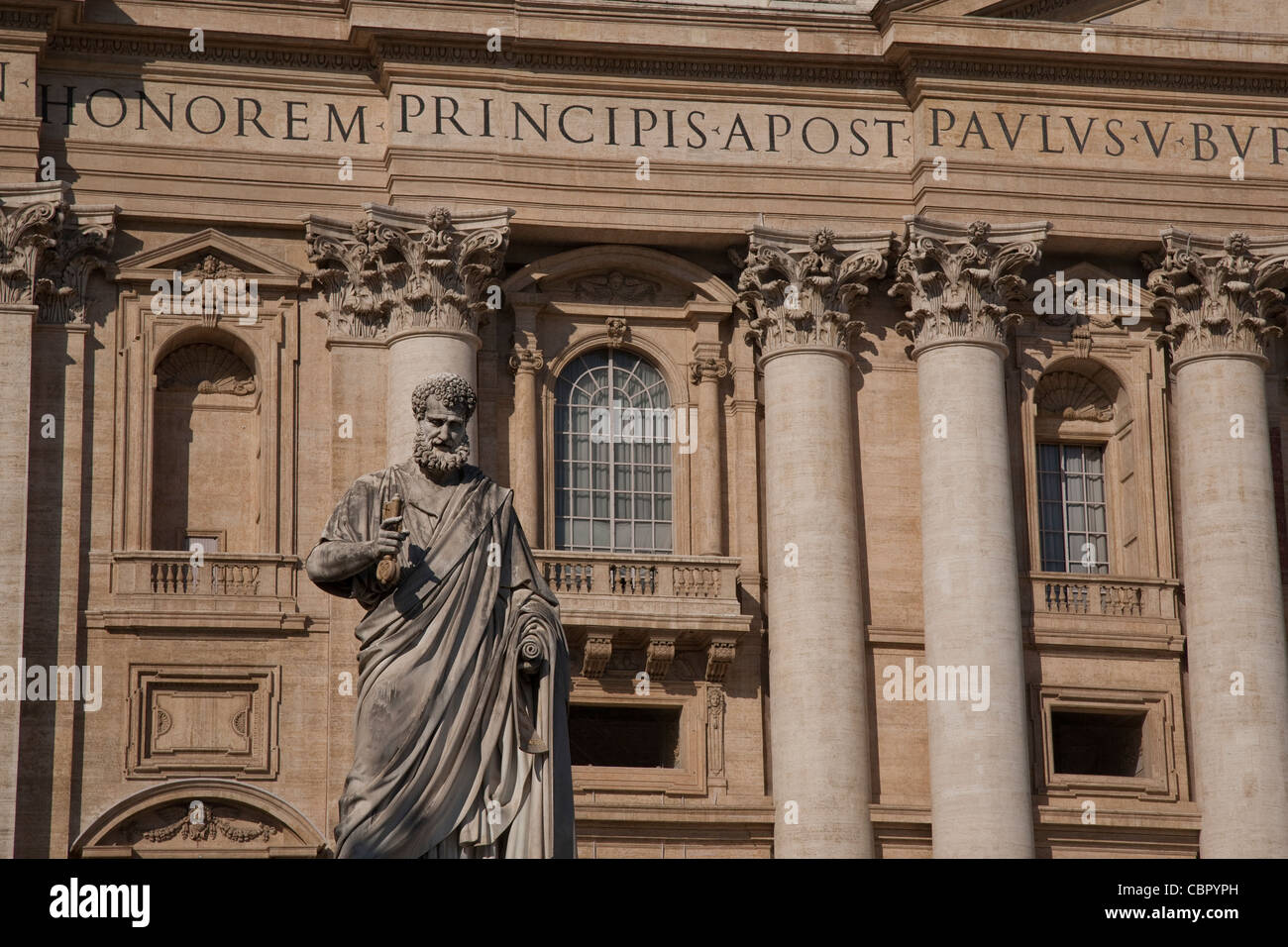 Statue of st peter Banque de photographies et d’images à haute ...