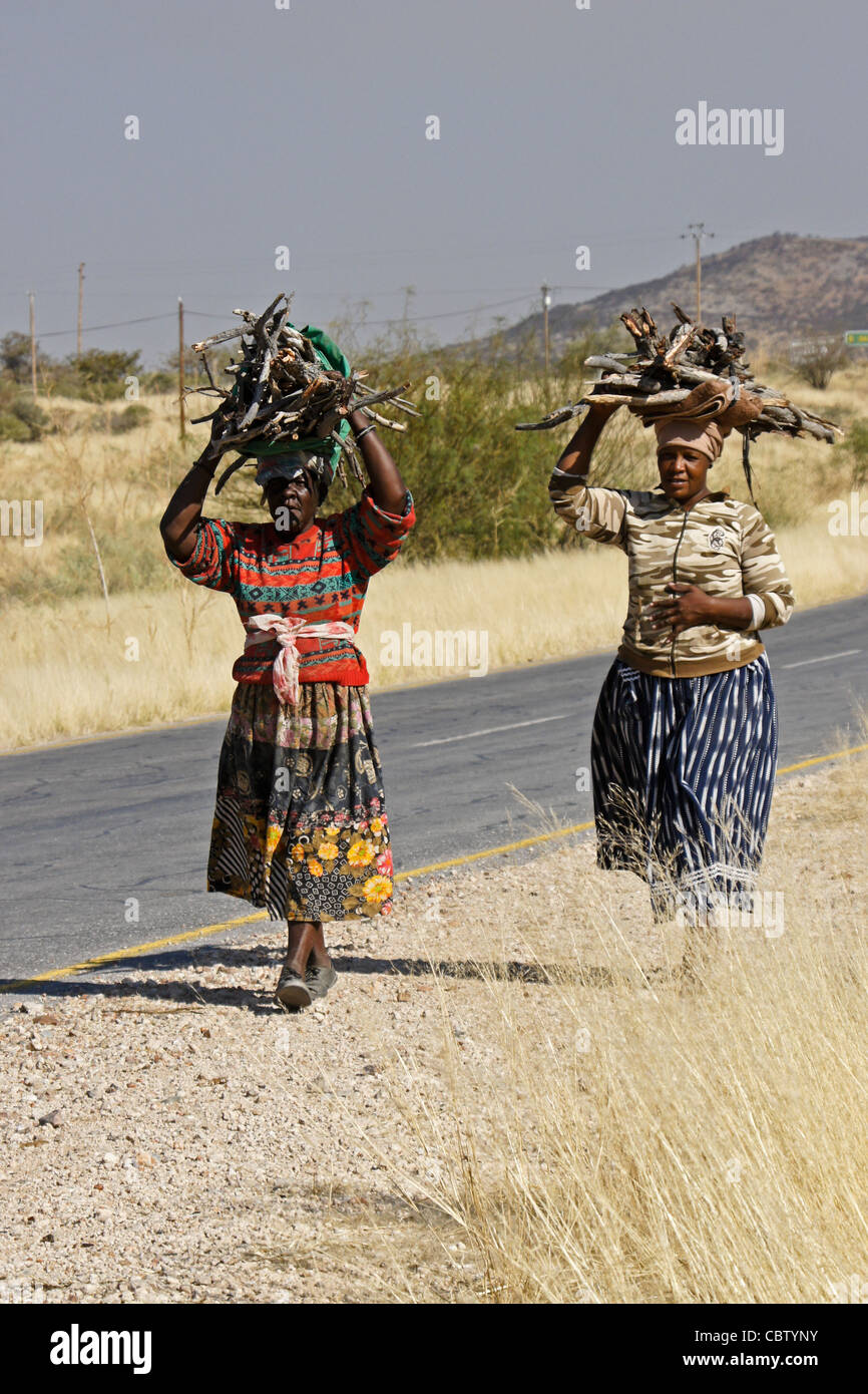 African tribe women namibia Banque de photographies et d’images à haute ...
