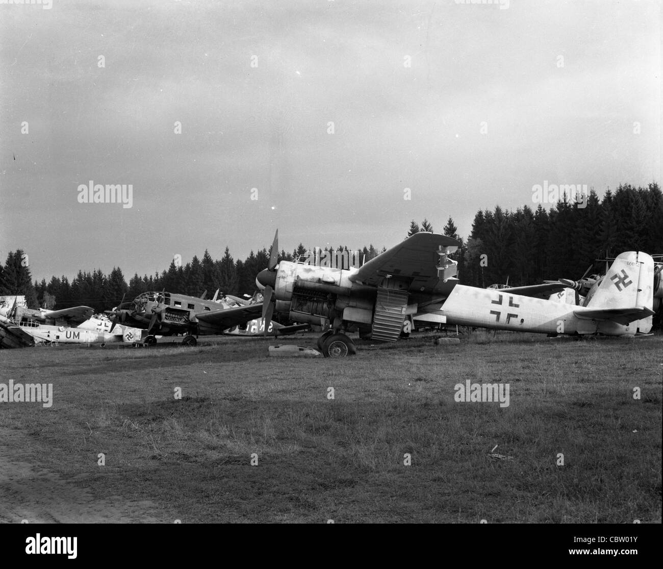 Wwii avions Banque de photographies et d’images à haute résolution - Alamy