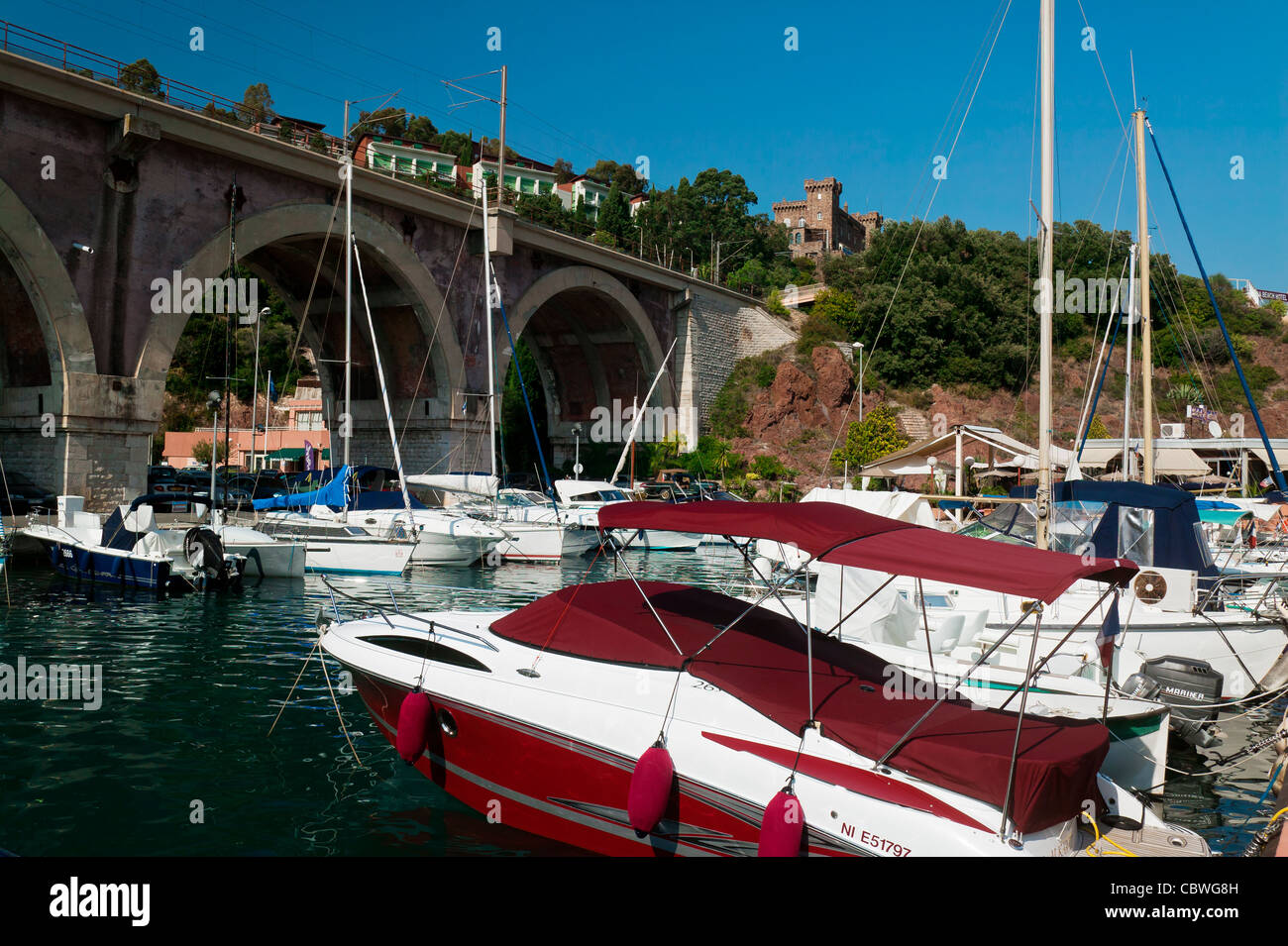 Tgv mediterranee Banque de photographies et d’images à haute résolution ...