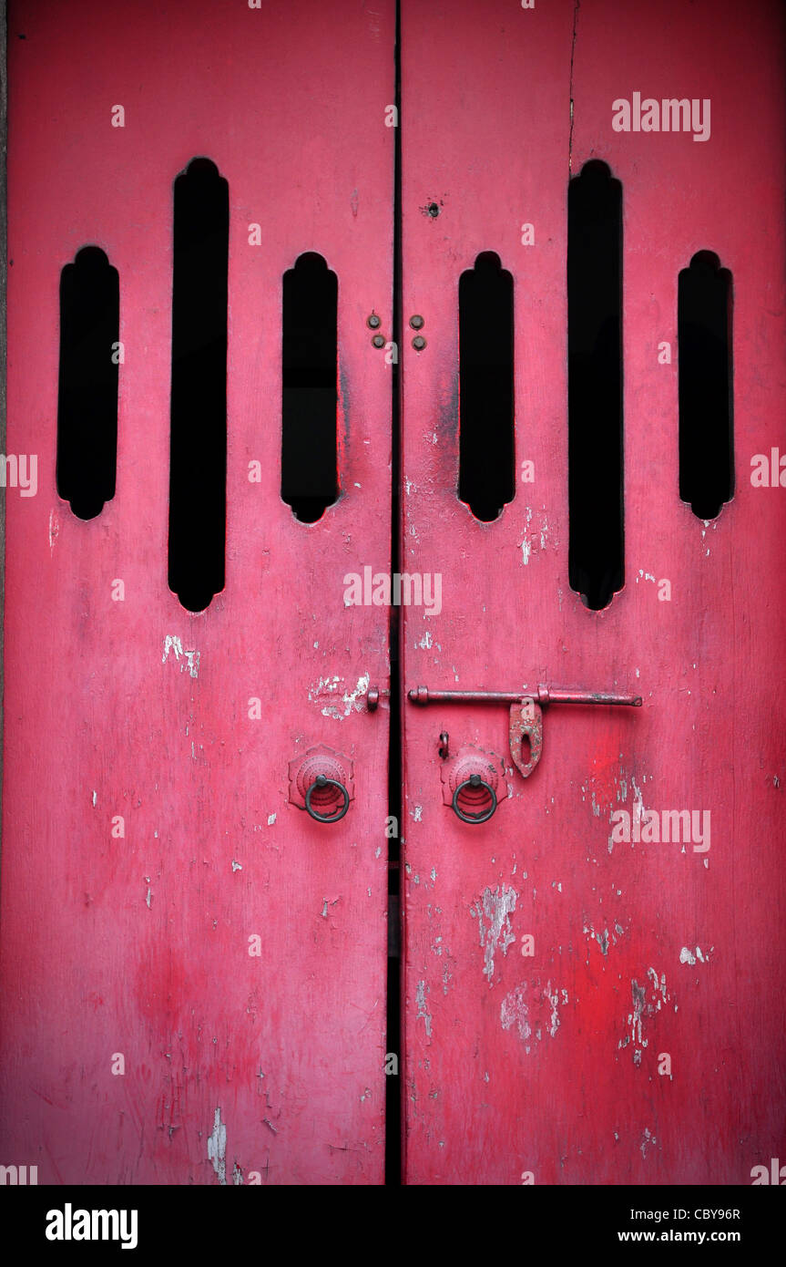 Porte rouge chinatown Banque de photographies et d’images à haute ...